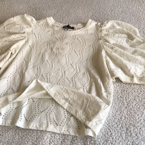 Zara | Tops | Zara Perforated Jersey Puff Sleeve Top S New | Poshmark